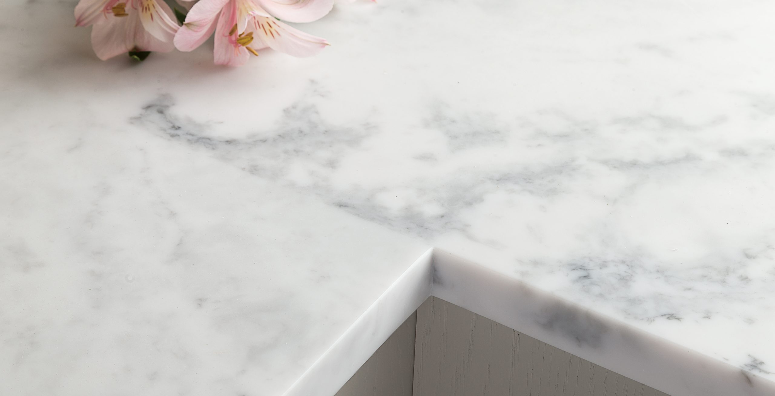 Minerva Carrara White (Solid Surface) – Llandaff Laminates LTD