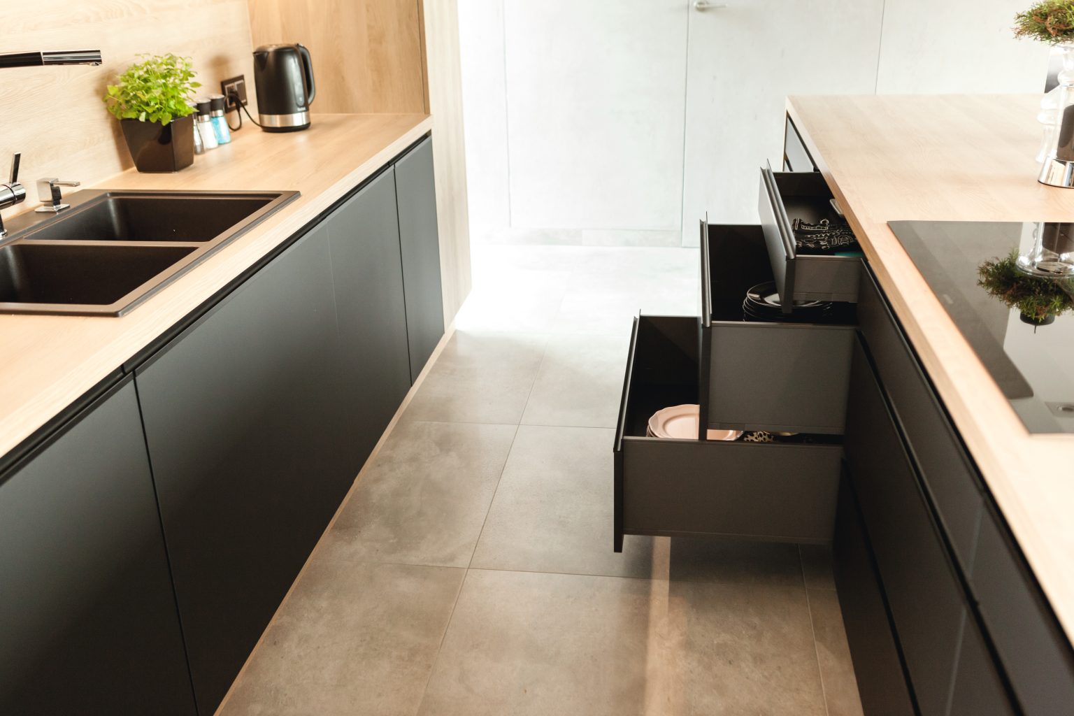 Black U999 Egger MFC – Llandaff Laminates LTD