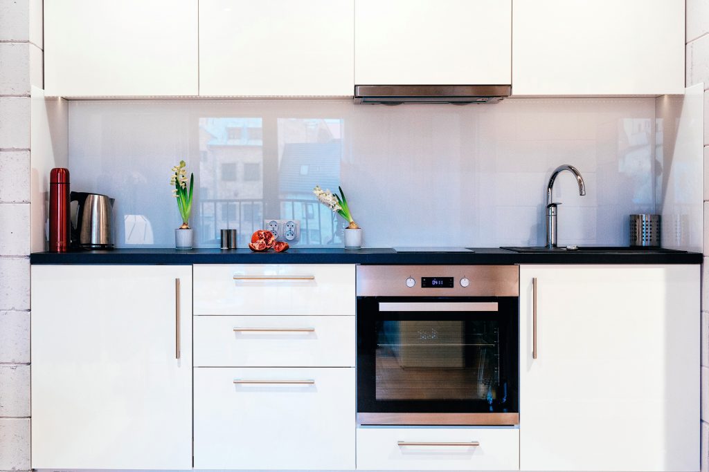 Premium White W1000 Egger MFC – Llandaff Laminates LTD